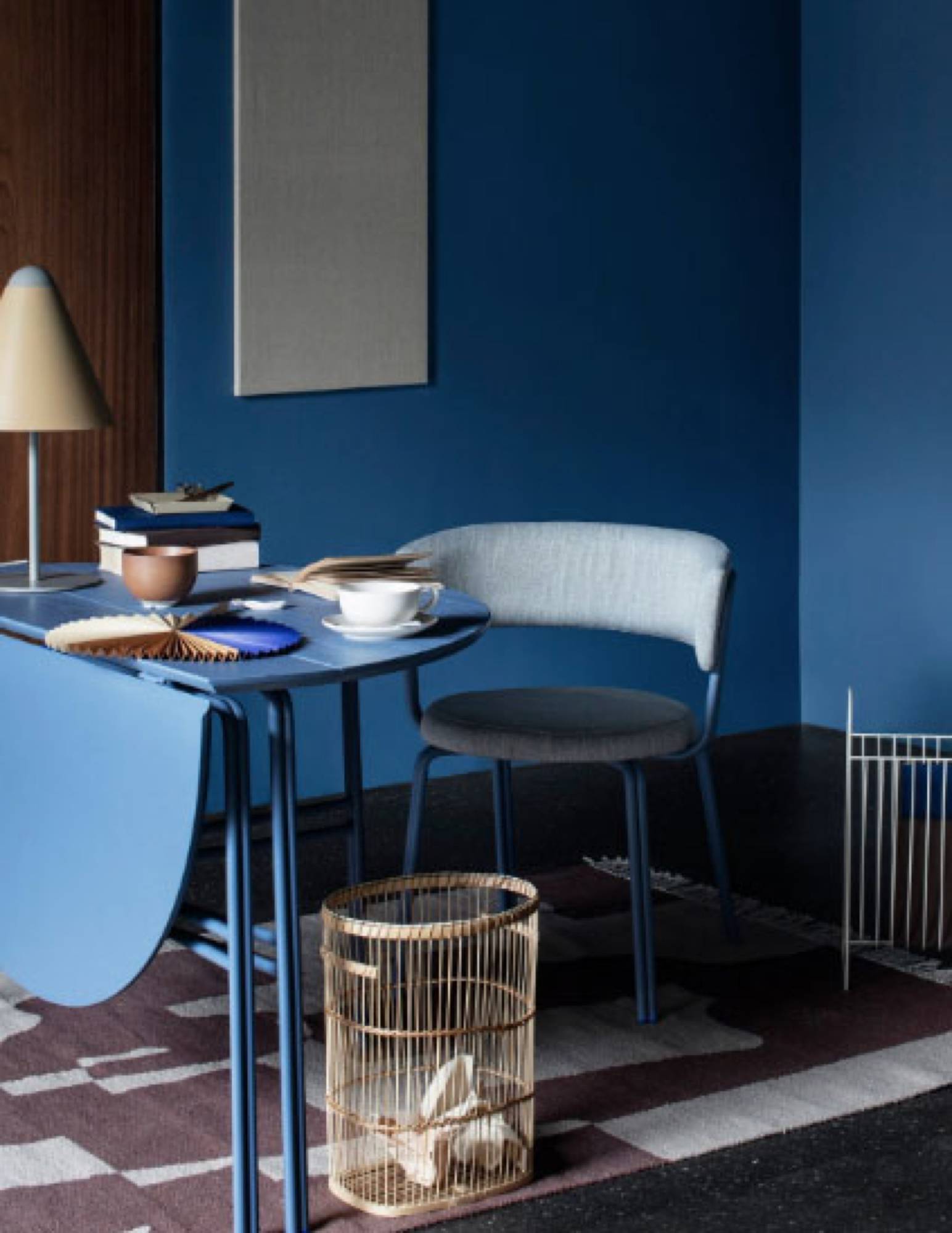 WOHNEN MIT DER TRENDFARBE HELLBLAU-Farbe des Monats August
